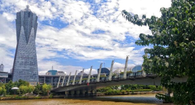 Discover Hangzhou Shopping On Your Visit To China - ChinaTours.com
